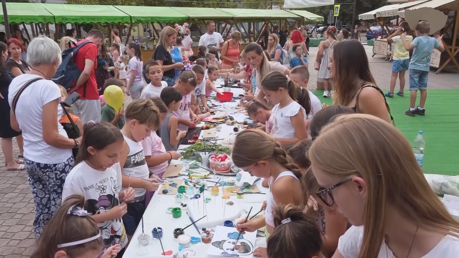 Omoljica: U okviru „Porodičnih dana” održana kreativna radionica za ...